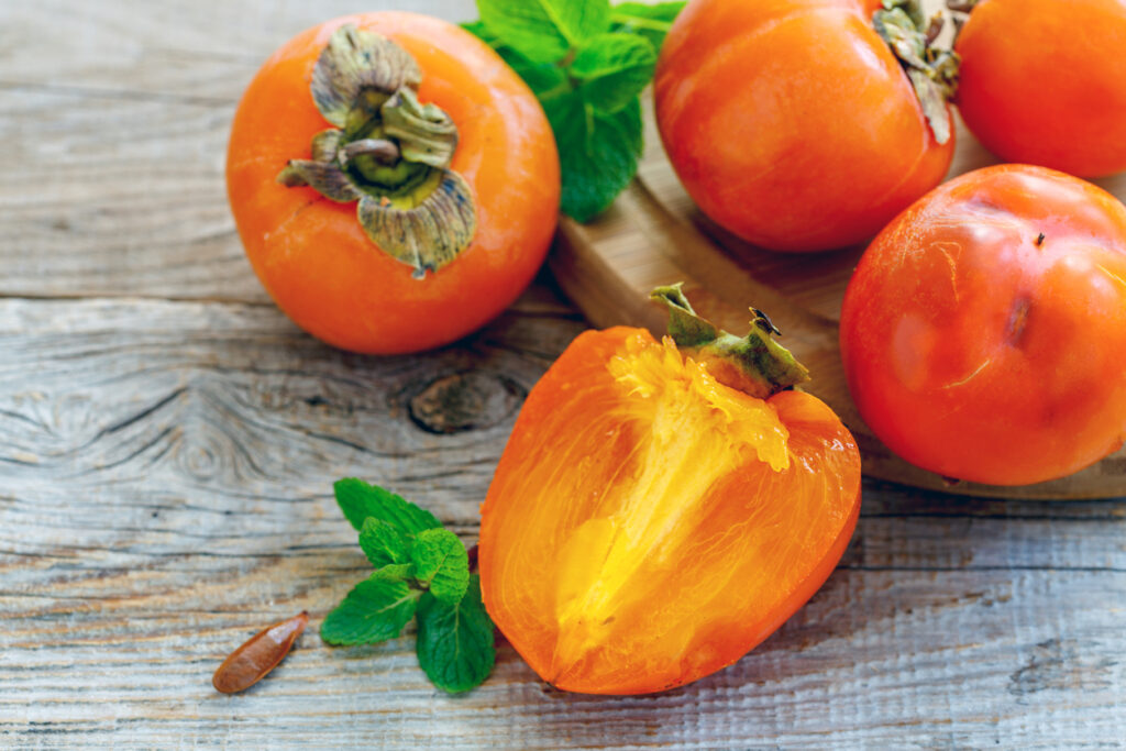 Kaki Erntezeit - Wann hat die Frucht Saison? Kaki Erntezeit - Wann hat die Frucht Saison?